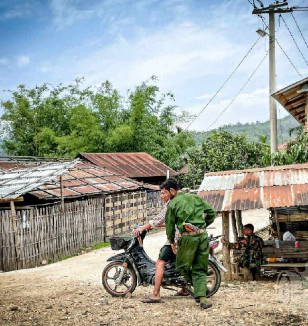 နှစ်ပေါင်း ၃၀ ကျော် တပ်စွဲထားသည့် စစ်ကောင်စီတပ်ရင်း Kia ထံ လက်နက်ခ