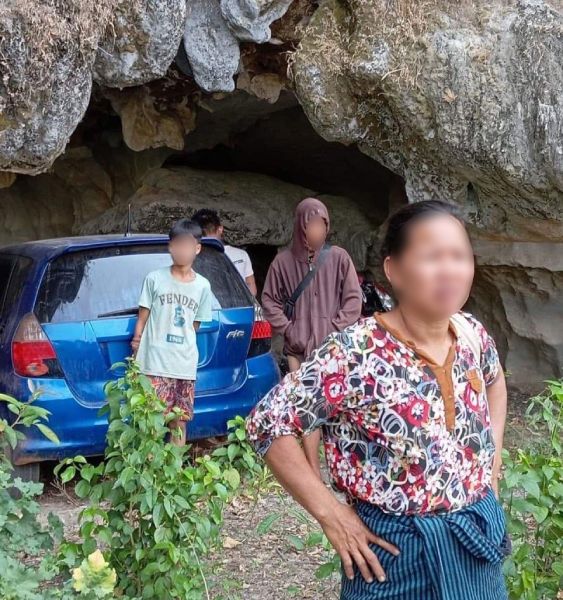 ကော့ကရိတ်မြို့ နဘူးလမ်းအနီး ရင်ကွဲတောင်စခန်းကို KNLA တိုက်ခိုက်နေရာ ဒေသခံများတိမ်းရှောင် - BUR ...