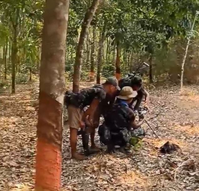 ကျိုက်ထိုတွင် စစ်ကောင်စီ ယာယီစခန်း ၄ ခုကို Knla ပူးပေါင်းတပ်ဖွဲ့ တိုက်ခိုက် Bur Mizzima Com