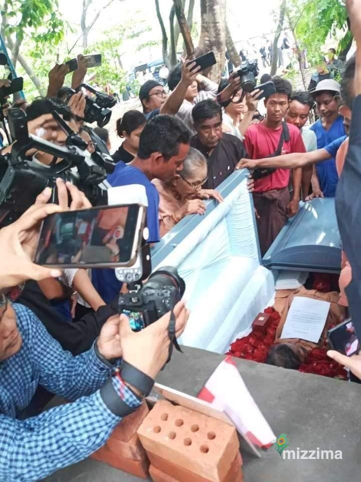 NLD နာယကကြီး သူရဦးတင်ဦးအား ရေဝေးသုဿန်တွင် ဂူသွင်းသင်္ဂြိုဟ် - BUR.MIZZIMA.COM