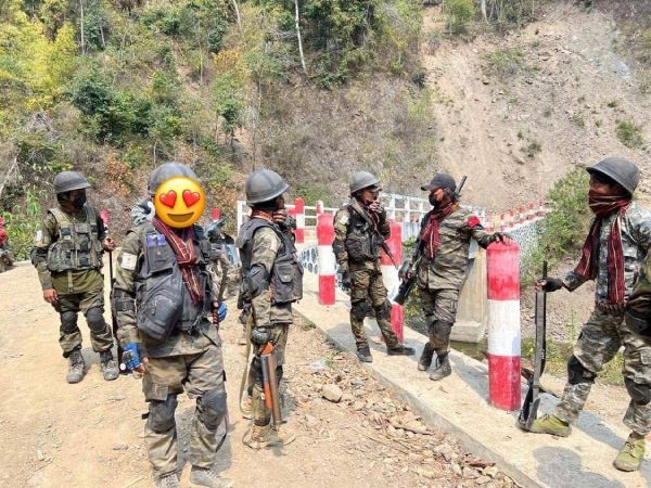 တီးတိန်တွင် လက်လွှတ်ခဲ့ရသော စခန်းကို စစ်ကြောင်းပြန်ထိုးသည့် စကစတပ်ဖွဲ့ ...