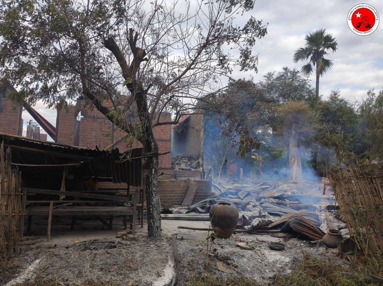 ကန့်ဘလူတွင် စစ်ကောင်စီစစ်ကြောင်းက ပစ်ခတ်မှုကြောင့် အရပ်သား ၃ ဦးသေဆုံး Bur Mizzima Com