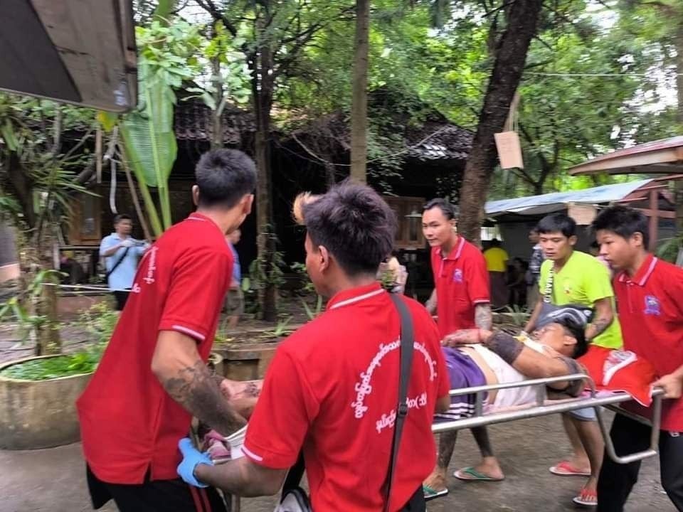 သီပေါမြို့ကို စစ်ကောင်စီတပ်က အပြင်းအထန်ဗုံးကြဲ၊ ၅ ရက်အတွင်း အရပ်သား ၁၁ ဦးသေဆုံး Bur Mizzima Com