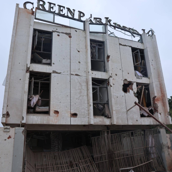 ငြိမ်းချမ်းရေး ဖိတ်ခေါ်ပြီးနောက် လားရှိုးမြို့ကို စစ်ကောင်စီတပ် ဗုံးကြဲ၊ အရပ်သား ၂ ဦးသေဆုံး