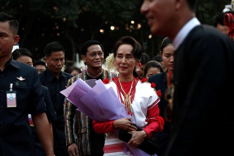 ဒေါ်အောင်ဆန်းစုကြည် မပါဘဲ မြန်မာ့နိုင်ငံရေး ပြေလည်ရေးလမ်းစ မရှိနိုင်ဟု NLD ပြော - BUR.MIZZIMA.COM