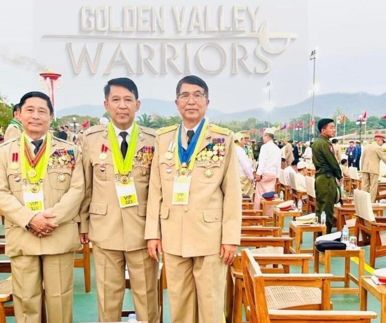 စစ်တက္ကသိုလ်တွင် စာသင်ပေးနေသူ ၀ဏ္ဏကျော်ထင်ဘွဲ့ရ အငြိမ်းစား ဗိုလ်မှူးချုပ်ကို မြို့ပြပြောက်ကျားအဖ