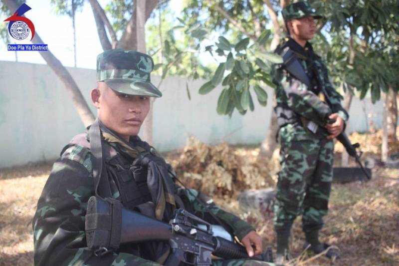 စစ်ကောင်စီ၏ လေကြောင်းတိုက်ခိုက်မှုများကြောင့် တနင်္သာရီ မောတောင်လမ်းပိုင်းက ပြည်သူများ