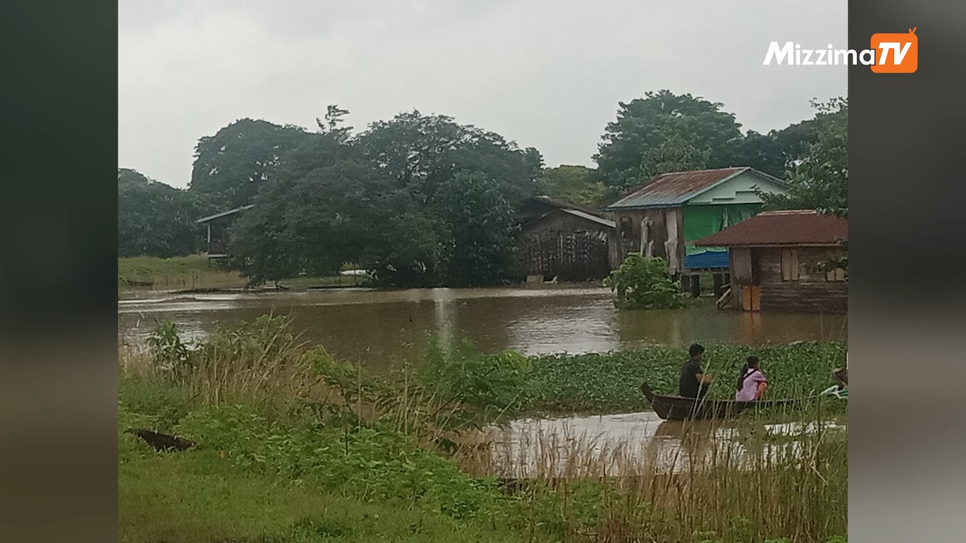 “မြို့ရဲ့ ၈၀ ရာခိုင်နှုန်း ရေဝင်နေတယ်” မဒေါက်ဒေသခံ (အင်တာဗျူး) - BUR.MIZZIMA.COM