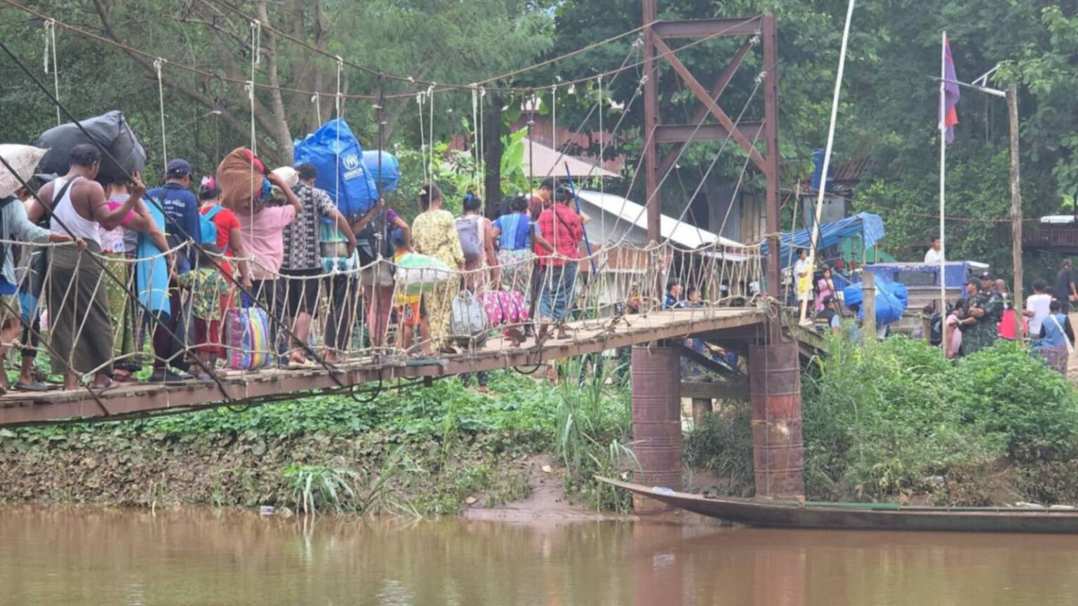 ဥကရစ်ထ စစ်ကောင်စီစခန်းကို Knla ပူးပေါင်းတပ်သိမ်းပိုက်ပြီးနောက် ဒေသခံ ၁၃၀ ကျော် နေရပ်ပြန် Bur