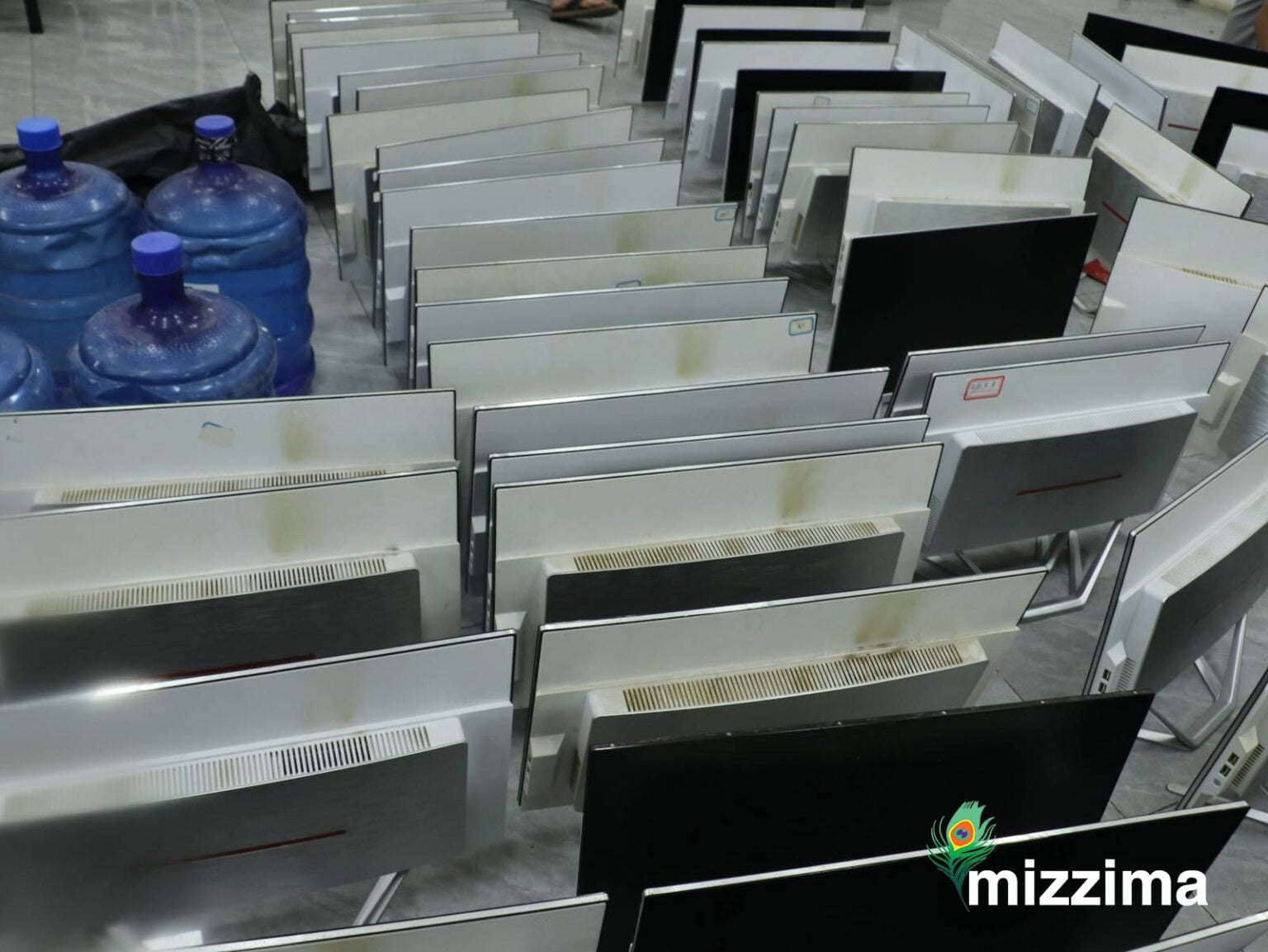 DKBA အောက် လည်ပတ်ခဲ့သော မင်းလက်ပံရှိ ကျားဖြန့်စင်တာ (ဓာတ်ပုံသတင်း) - BUR.MIZZIMA.COM